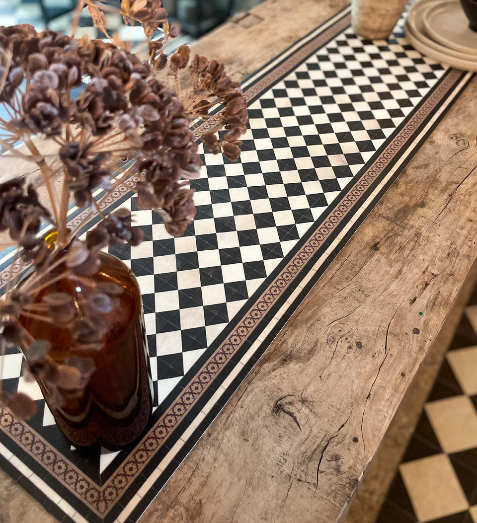 Damka Vinyl Table Runner – Beija Flor World