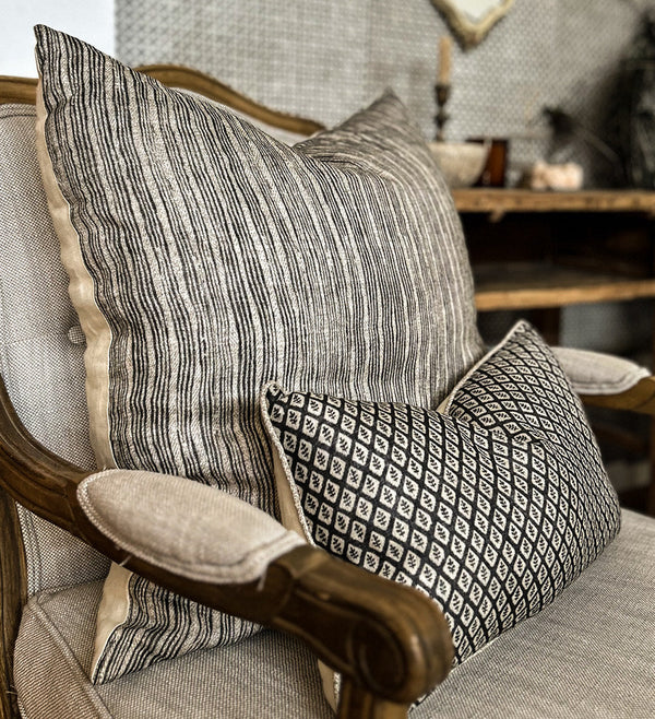 CUSHIONS – Beija Flor World